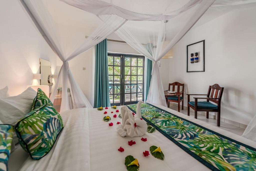 Best Diani Honeymoon Packages Kenya Coast | Eyalama Travel